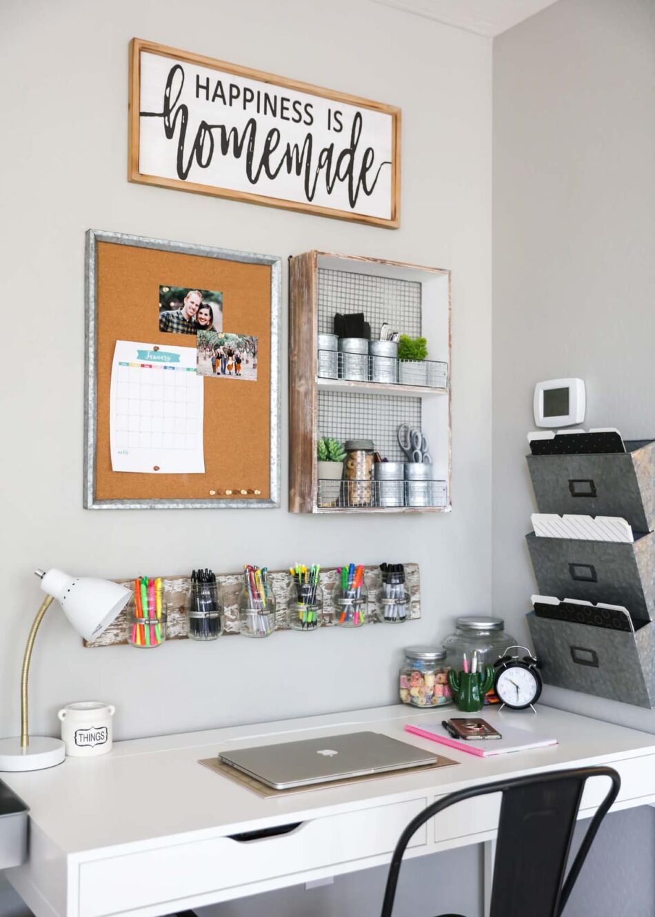 7 Tips for a Productive and Beautiful Workspace - Painted Furniture Ideas